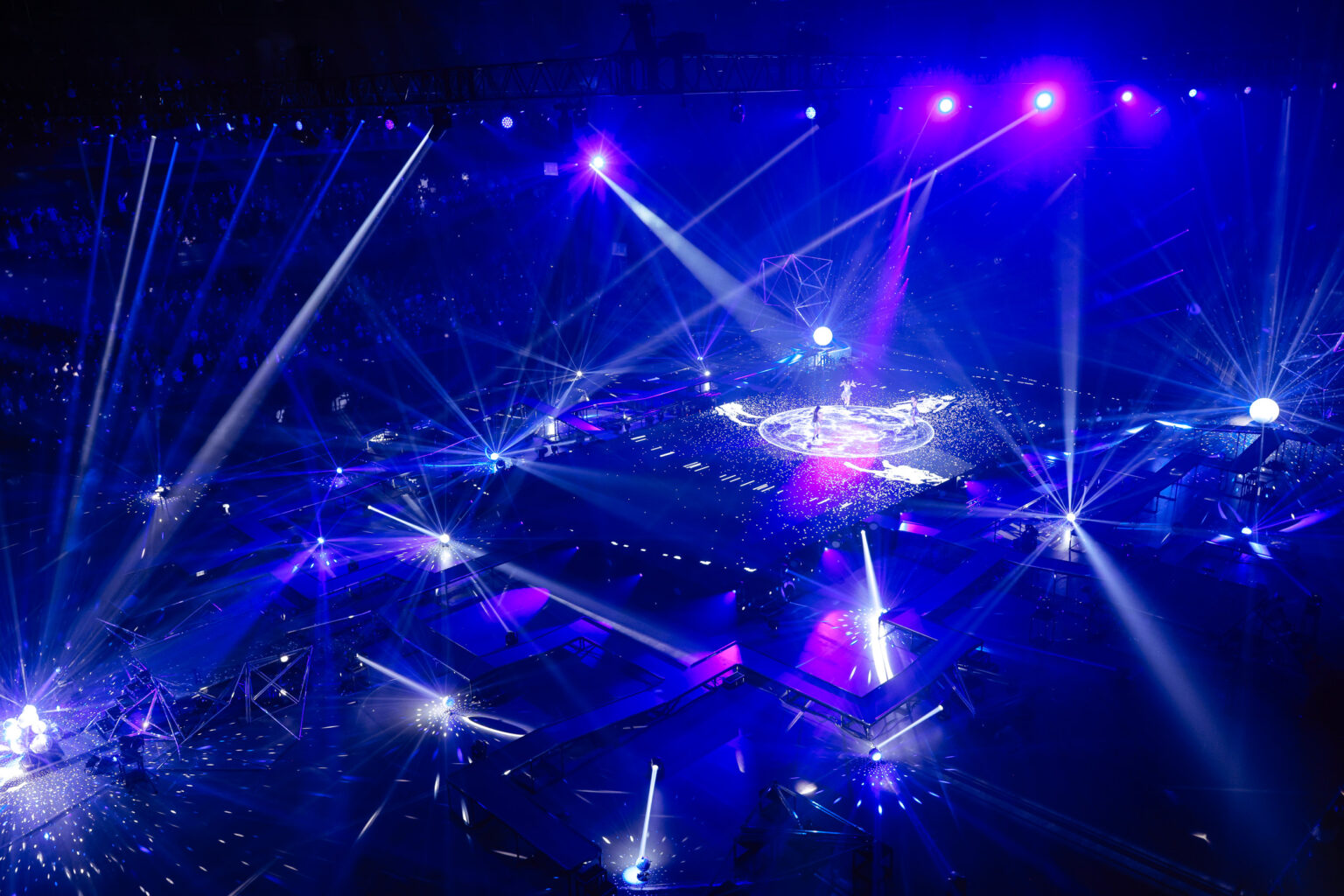 Perfume『Perfume LIVE 2022 [polygon wave]』ライブレポート＠ぴあアリーナMM 1月10日(月 ...